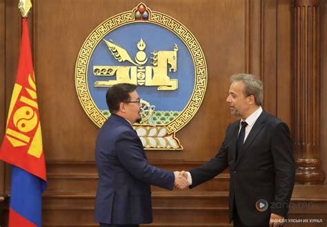 Г Занданшатар Алтай дамнасан улс орнуудын эрдэм шинжилгээ судалгааны