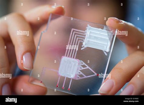 Lab On A Chip Hi Res Stock Photography And Images Alamy