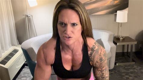 Aggressive Fbb Cant Get Enough Pump With Push Ups Rage