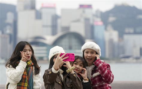 Cold Spell To Chill Hong Kong In Winter Solstice Christmas As Mercury Expected To Drop To