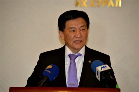 Ц Даваасүрэн Газрын багц хуулийн төслийг эргүүлэн татахаар болсон