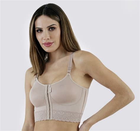 A Complete Guide To Compression Garments Macom Medical A Complete Guide To Compression Garments Macom Medical