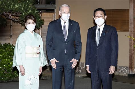 【画像】注目を集める“ファーストレディー”岸田裕子夫人、外交の場で見せるファッションセンスとその素顔 英語が堪能、裏千家の茶道たしなむ