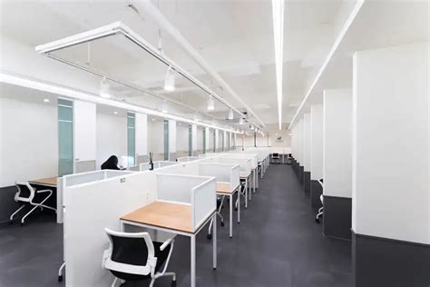 화이트톤 심플하고 깔끔한 80평 스터디카페 인테리어 경주 황성동