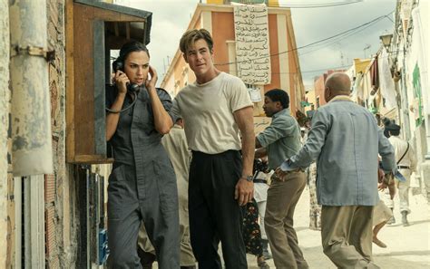 How Gal Gadot And Chris Pines Chemistry Initiated Behind The Scenes