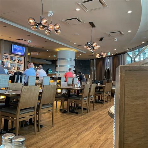 Lift Bar And Grill Richmond Restaurant Reviews Photos And Phone Number
