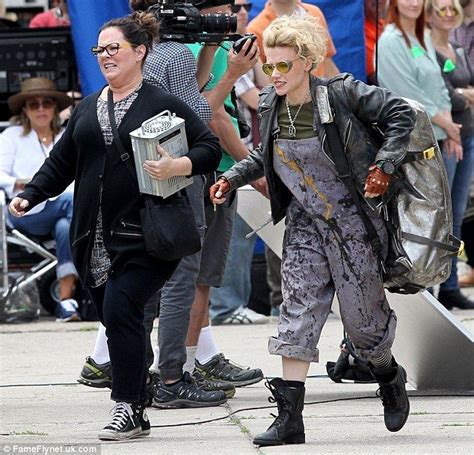 Kristen Wiig Melissa Mccarthy And Kate Mckinnon Film Ghostbusters