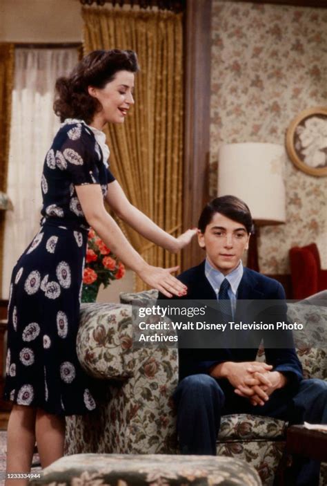 Annie Potts Scott Baio Appearing In The Abc Tv Series Goodtime