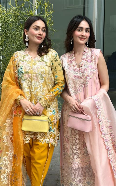 Crimson Courage Vul26 08 3pcs Embroidered Unstitched Summer Asifa