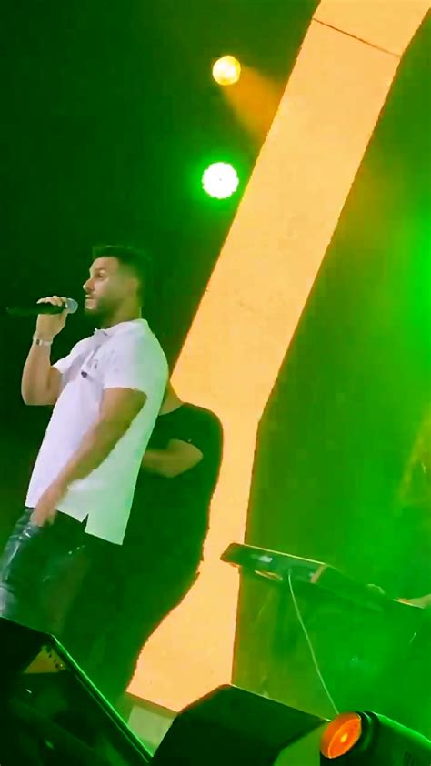 کنسرت آرمین زارعی آهنگ طرفدارمه