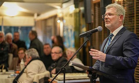 Νέα Αρχή για την Αγία Παρασκευή Έσσετ ήμαρ Ενυπόγραφα