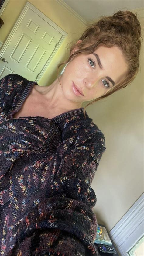 Discover Lumi Ray Bio Wiki Career Achievements