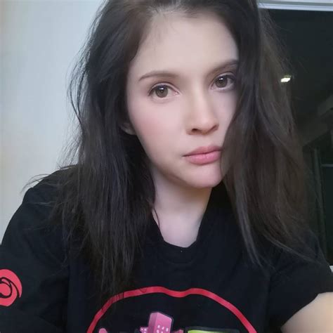 “แอนนี่ บรู๊ค”เดือดด่าหยาบ หนุ่มนำเศียรพ่อแก่มาสวมเต้นเล่น อย่างไม่กลัวเกรง คลิป