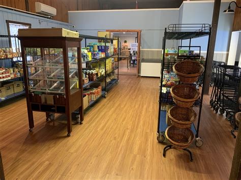 Joel Joel E Perlmutter Memorial Food Pantry At The Barn