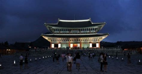 밤 고궁 거닐자 경복궁·창경궁 야간관람 28일부터 재개