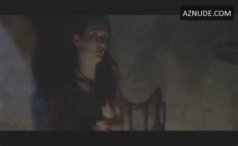 Daisy Mccrackin Breasts Scene In Halloween Resurrection Aznude