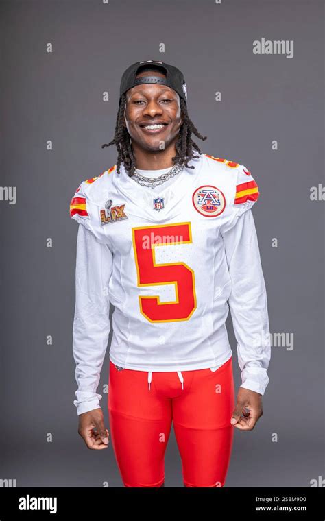Kansas City Chiefs Hollywood Brown 5 Poses For A Portrait At Nfl