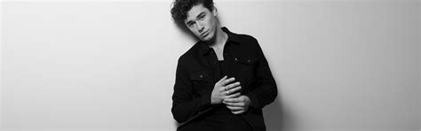 Saved By The Bell Is Back Meet Belmont Cameli Who What Wear