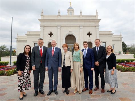 Elder Christofferson Dedicates Salta Argentina Temple