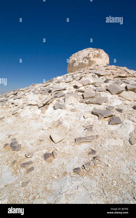 Inselberg The White Desert Surrounds The Oasis Of Farafra Hi Res Stock