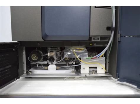 Waters Alliance E2695 Separations Module With 2998 Photodiode Array Detector Hplc System