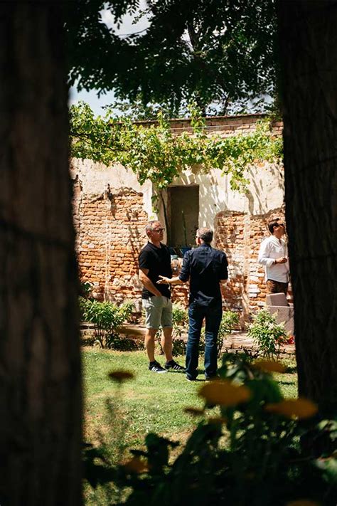 Vulcano Vinothek Weingut Hans Igler