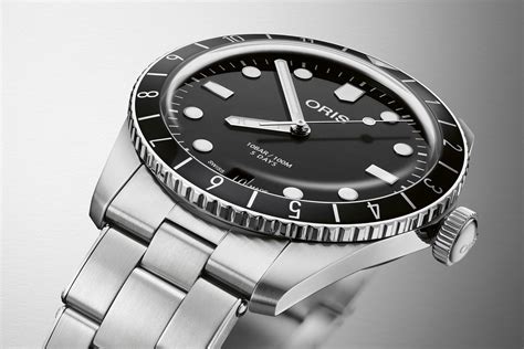 Oris The New Divers Sixty Five 12h Calibre 400 Swisswatches Magazine