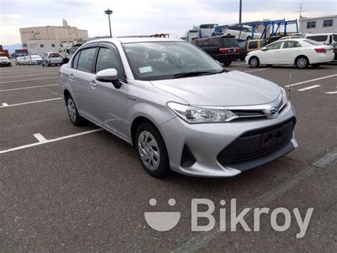 Toyota Axio X Hybrid 4 5 Silver 2018 For Sale In Farmgate Bikroy