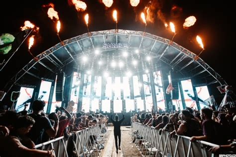 How Ash Reddy Became The Founder And Ceo Of The Social Chair Maxim