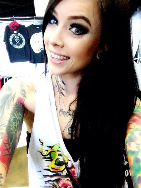 image of tessa rae
