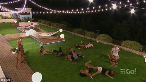 Love Island Australia Stars Try Out Sex Positions In Challenge Daily Mail Online