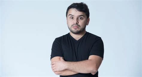 Kamel Abdat Biographie Origine âge Spectacles Kabylemag