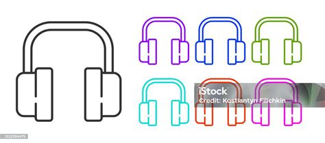 흰색 배경에 격리 된 검은 색 선 헤드폰 아이콘입니다 고객 서비스 핫라인 콜 센터 Faq 유지 보수를 지원합니다 다채로운 아이콘을 설정합니다 벡터 일러스트레이션 Brand