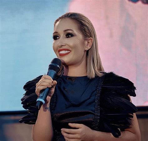 Monalisa Munteanu Femeia Din Scaunul Rulant Care și A Dat