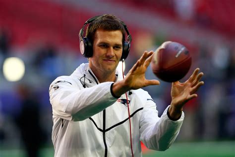 Rubbing Tom Bradys Balls The Sexual Innuendo In Deflategate Report Outsports