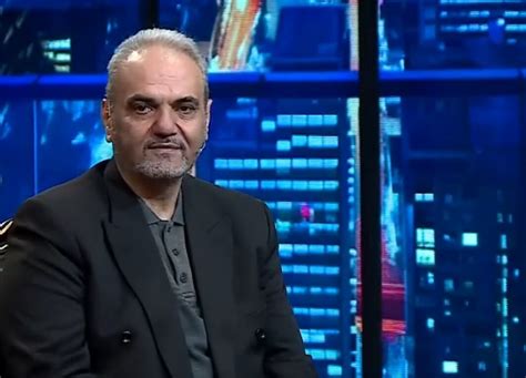 می‌توانم اسامیِ داوران، بازیکنان و خبرنگارانی که پول می‌گیرند را بگویم