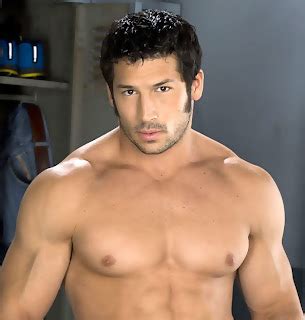 Choke Hold Leo Giamani Unzipped Model Set 26 Pics