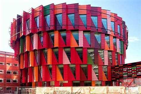 Deconstructivism Art