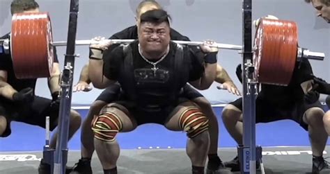 Powerlifter Sen Yang Sets New Equipped World Record In 120kg Division