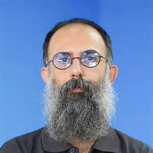 مدیرعامل شرکت مخابرات ایران کل شبکه سیم مسی را با فیبر نوری جایگزین می‌کنیم پیوست