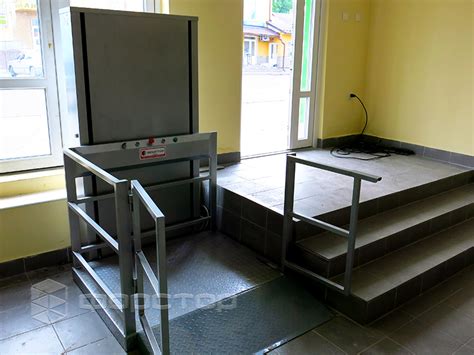 Вертикальные подъемники для инвалидов, купить вертикальный инвалидный ...