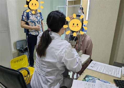 重庆女生面试前三天完成近视手术，武汉专家助其圆梦 晶体 视力 附属