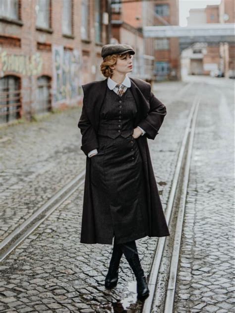 Peaky Blinders Leading Ladies Dazzle At Series 6 Birmingham Premiere
