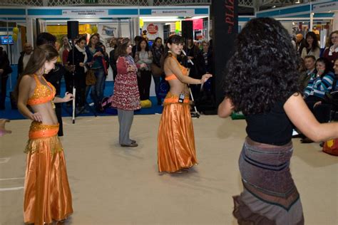 Belly Dance Tuition In London And Uk 1 2 1 Classes Professional Instructor