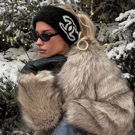 С чем носить шубу зимой 2023 5 модных образов Thegirl
