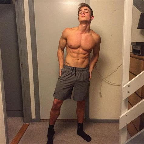 Jonas Arnesen Jonas Arnesen Scrolller