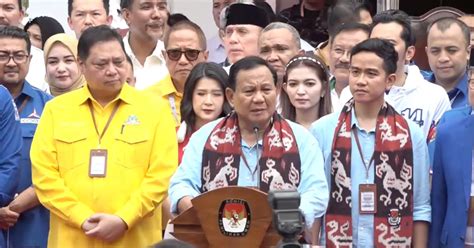 Defence Minister Prabowo Subianto Registers To Run In Indonesias 2024
