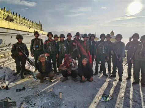 လောက်ကိုင်ရှိ ခြေမြန်တပ်ရင်း ၃၂၂ စခန်းကို Mndaa သိမ်းပိုက် Myanmar Now