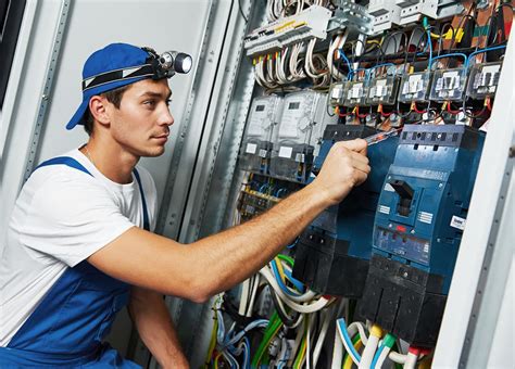 I Am An Electrician What Business Structure Should I Choose