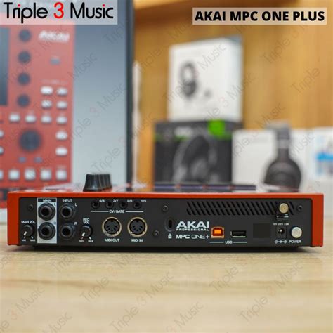 Jual Akai Mpc One Plus Mpc One Standalone Sampler And Sequencer Original Shopee Indonesia